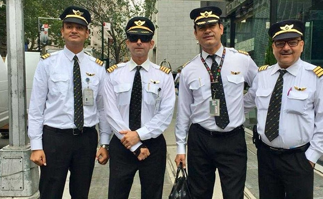 Multiple Failures, Low Fuel, Zero Visibility: The Inside Story Of Air ...