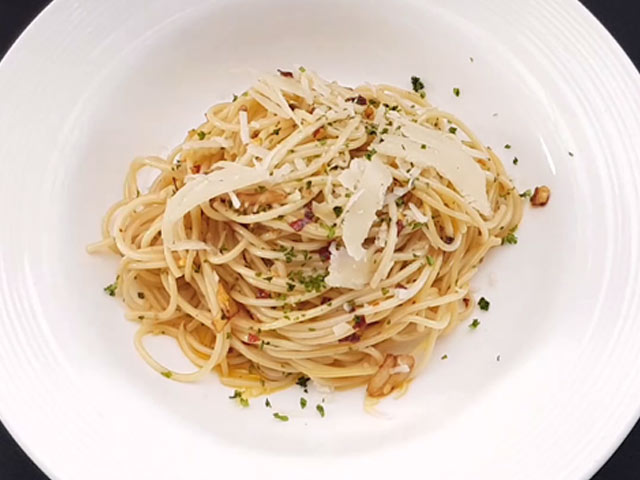 Spaghetti Aglio Olio Peperoncino
