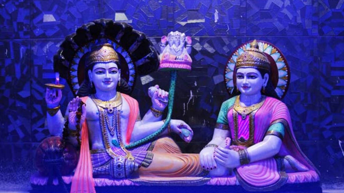 Dev Uthani Ekadashi 2024: देवउठनी एकादशी आज, किस शुभ मुहूर्त में करें ...