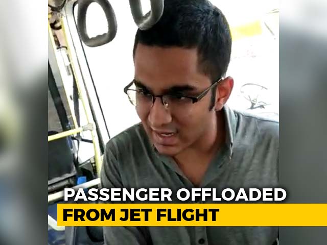 Jet Flyer Taken Off Plane, Arrested After Snapchat Photo Caused Alarm