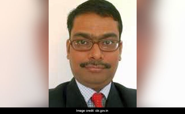 A Few Crores Was Paid To Minister: Transferred CBI Officer Manish Kumar ...