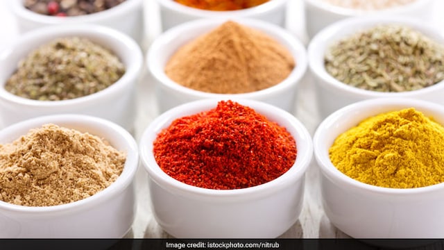 Don't Throw Those Old Spices! Here What You Can Do With Them