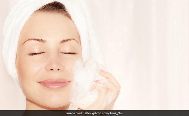 Our Expert Recommended Dry Brushing For Better Skin Tone And Texture