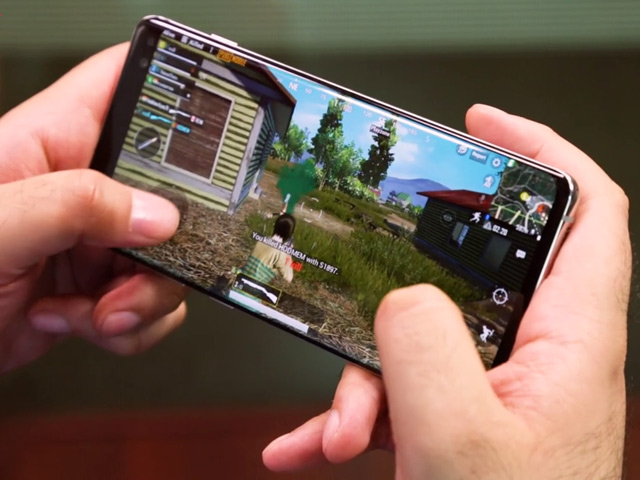 Samsung Galaxy S10+ Gaming Review