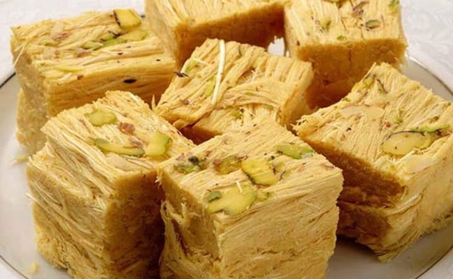 Kanda Bhaji Recipe by Varun Inamdar - NDTV Food