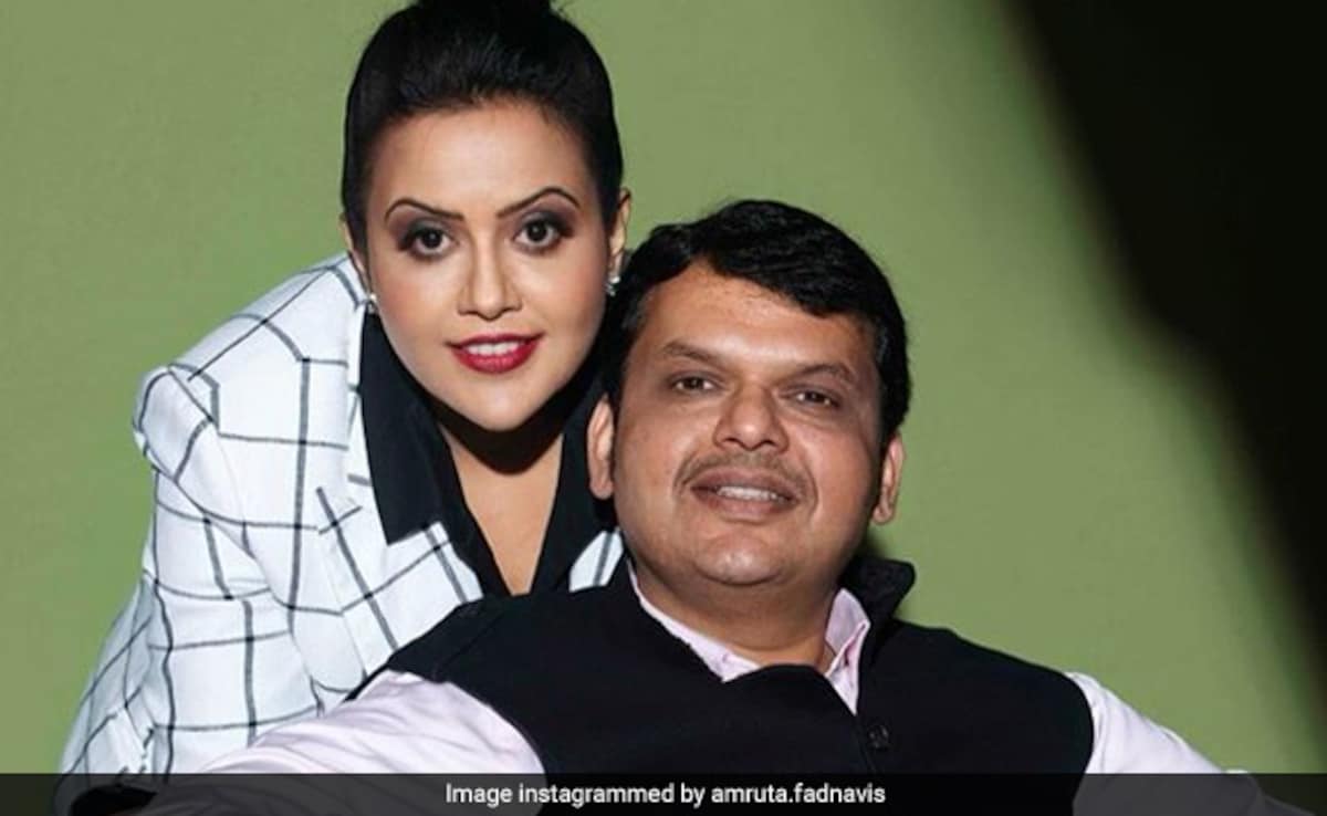 “Beautiful Day”: Devendra Fadnavis’ Wife As He Takes Oath As ...