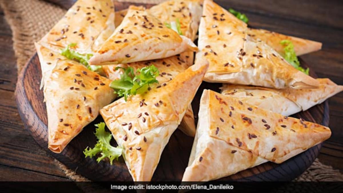 Bread Patties Recipe: A Delicious, Crunchy Snack For An Indulgent Tea ...