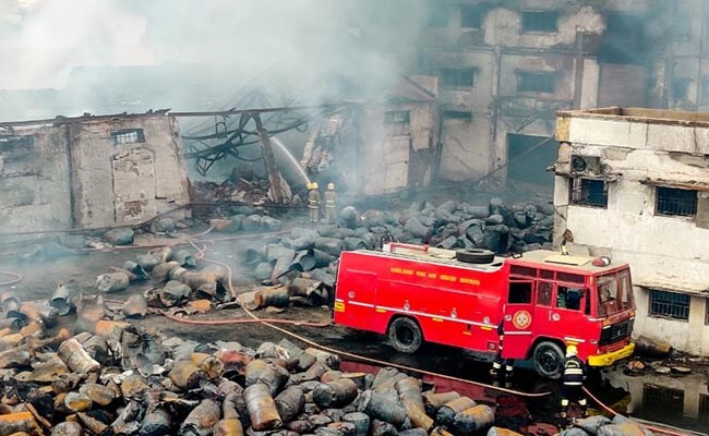 Chennai: 1000 Firemen, Over 31 Fire Engines Called To Put Out Blaze In ...