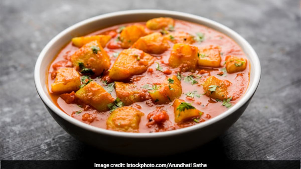12 Indian Aloo Curry Recipes To Try At Home - NDTV Food