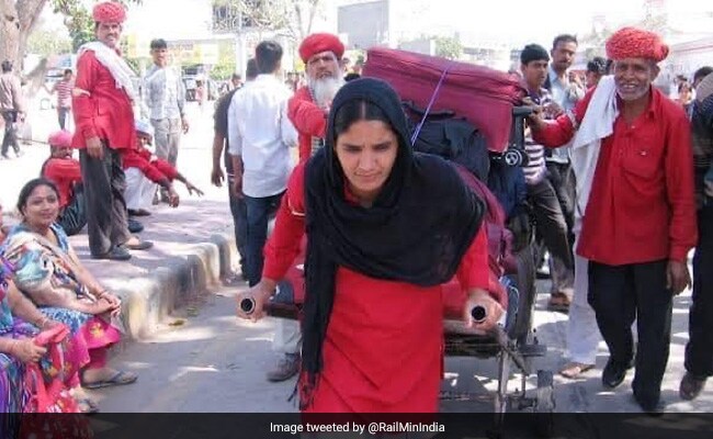 "Second To None": Meet The Woman Coolies Of Indian Railways