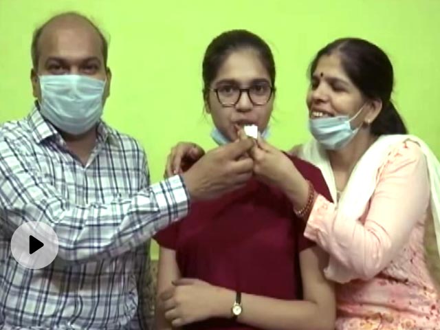 Divyanshi Jain Of Lucknow Tops CBSE 12th