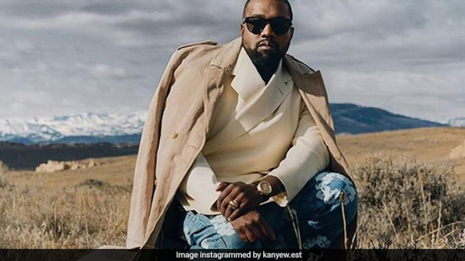 Kanye West Says He Has Issues With Jesus Compares Himself To God 3018