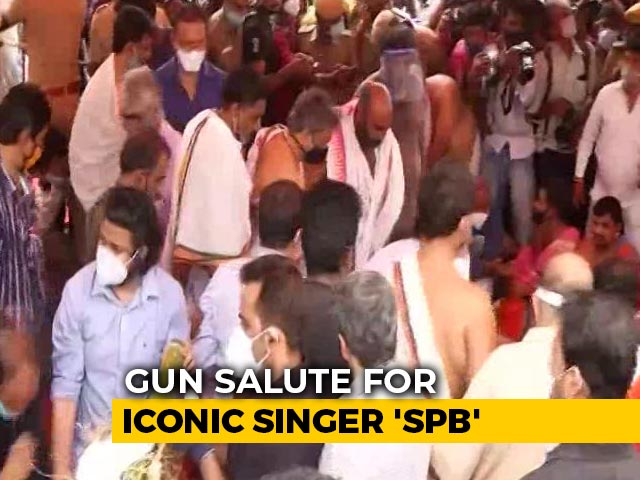 Iconic Singer SP Balasubrahmanyam's Funeral Held With 72-Gun Salute