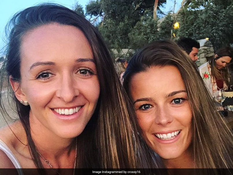 England Cricketer Alexandra Hartley's Savage Reply To Fan Who Asked Her ...