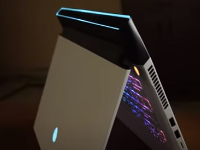 Alienware M15 R3 Gaming Laptop Review: Come For The Performance, Stay ...