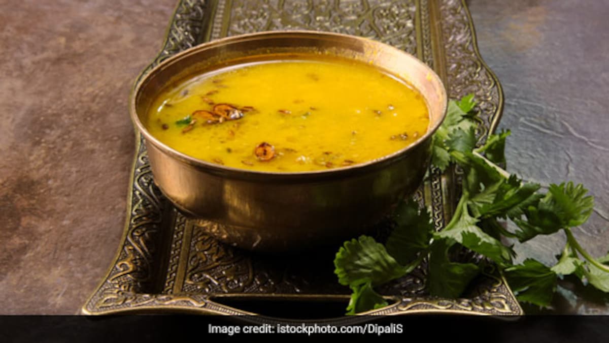 Benefits Of Urad Dal: उड़द दाल खाने के पांच अद्भुत फायदे | Urad Dal ...