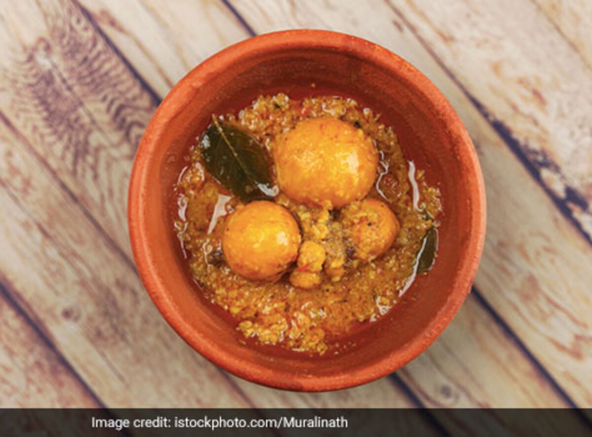 how to prepare egg gravy in tamil