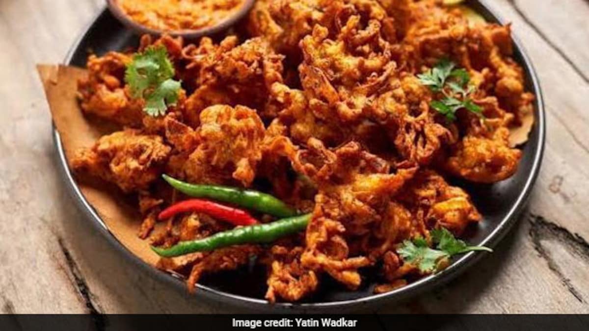 7 Monsoon-Special Street Food Recipes That You Can Make At Home - NDTV Food