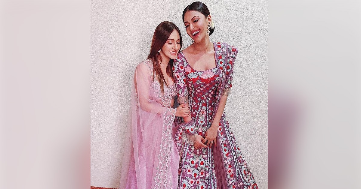 Meet Glam Sisters Anushka And Akansha Ranjan