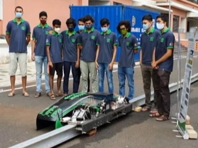 IIT Madras Students Develop Hyperloop Pod Prototype For International ...