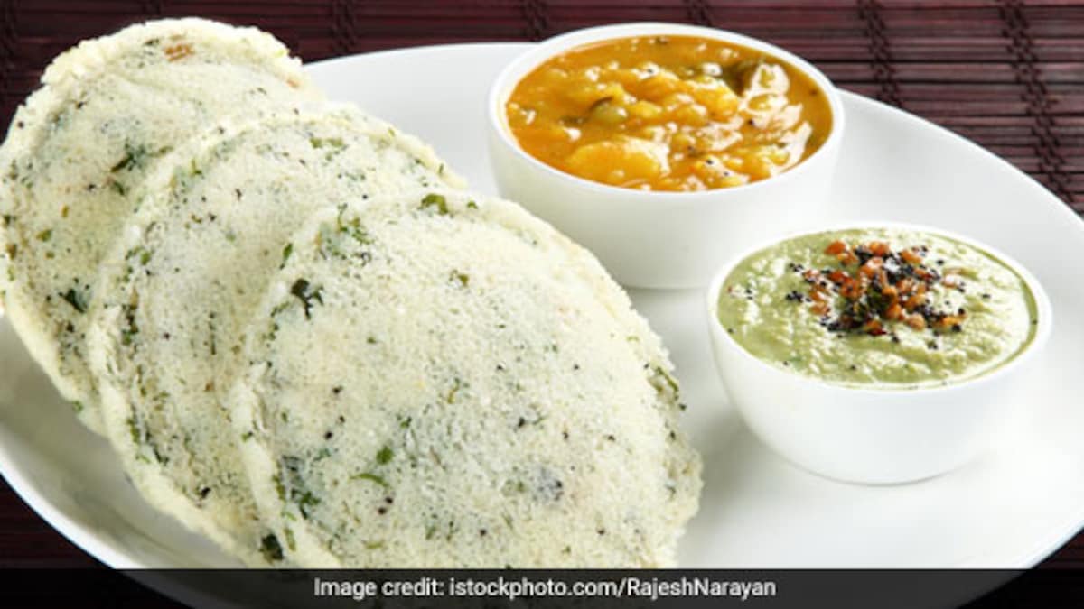 Watch: How To Make Restaurant-Style Idli Sambar In 15 Minutes - NDTV Food