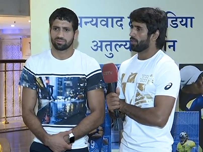 "Behind Every Sportsperson There Are Prayers": Wrestlers Bajrang Punia ...