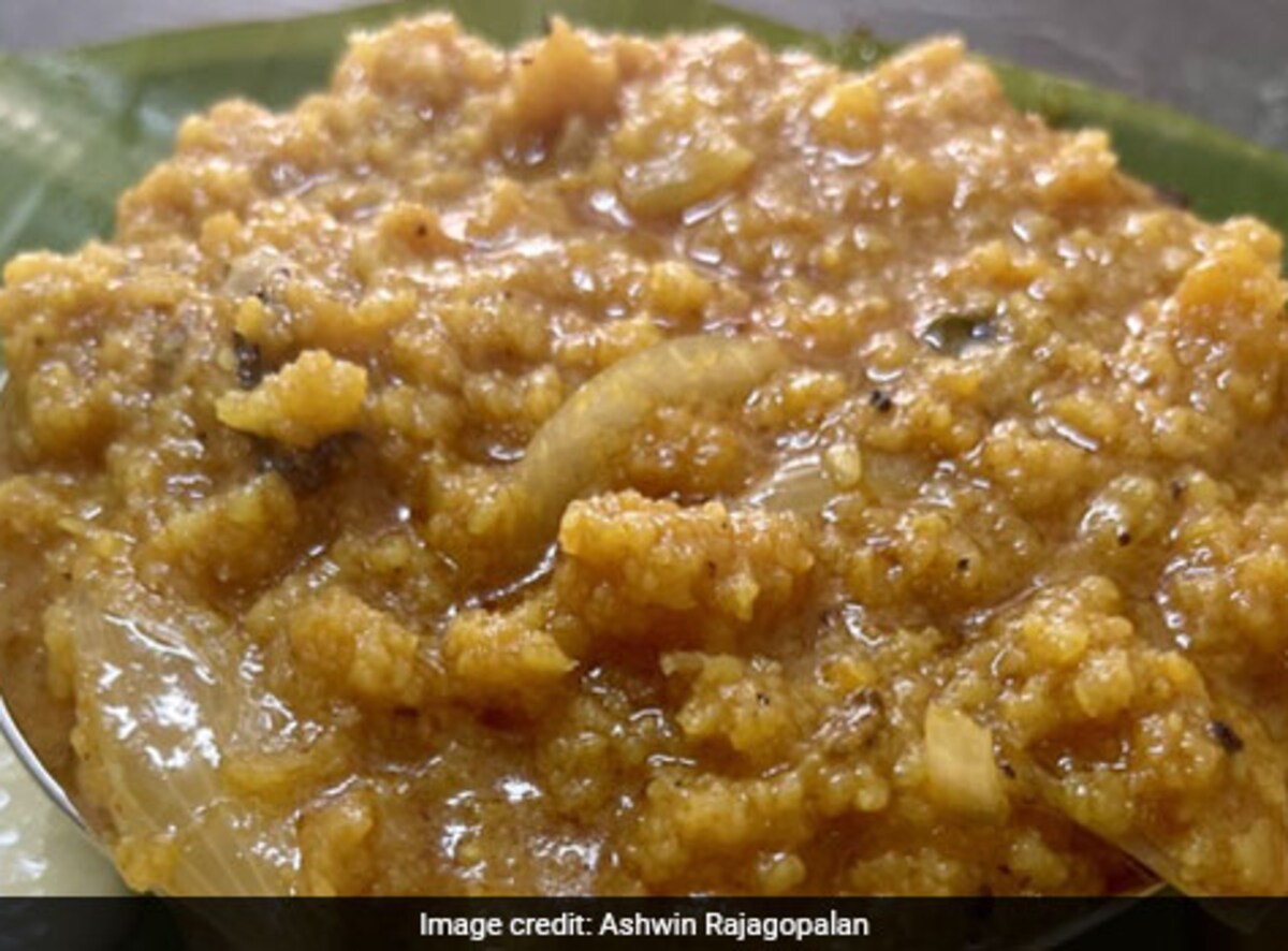 how to prepare vada curry gravy
