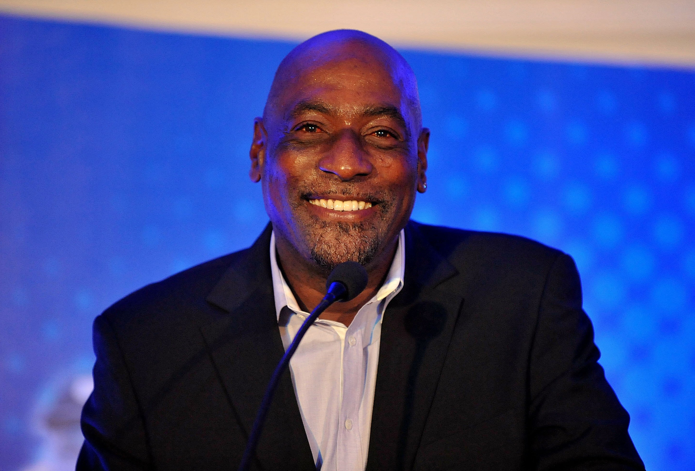 Isaac Vivian Alexander Richards Profile - Cricket Player, West Indies ...