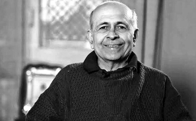 भारतीय फुटबॉल की आवाज नोवी कपाडिया नहीं रहे, सोशल मीडिया ने दी ...