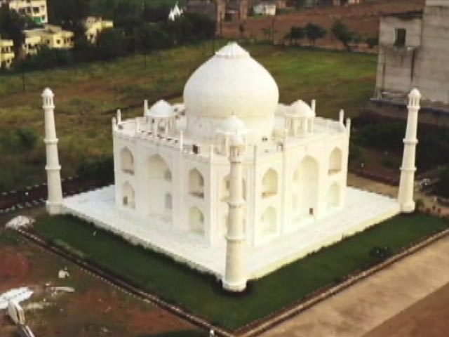Madhya Pradesh Man Gets Taj Mahal-Like Home Built For Wife