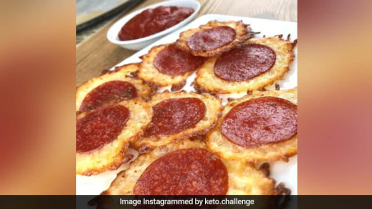 Love Pizza? Try This Cheesy And Crispy Pizza Chips Recipe This Weekend ...