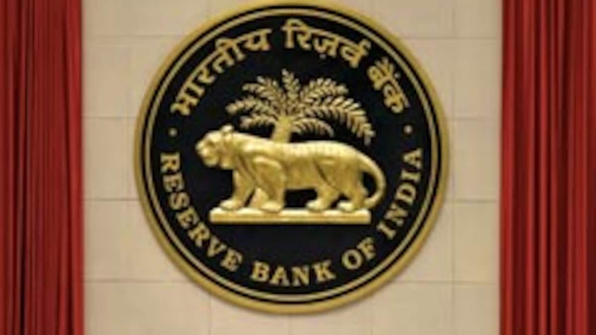 Bank Fraud Case: पहली छमाही में बैंक धोखाधड़ी के मामले बढ़े, शामिल राशि ...