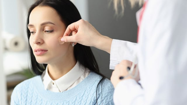 Are Pimple Patches A Safer Way To Treat Active Acne?