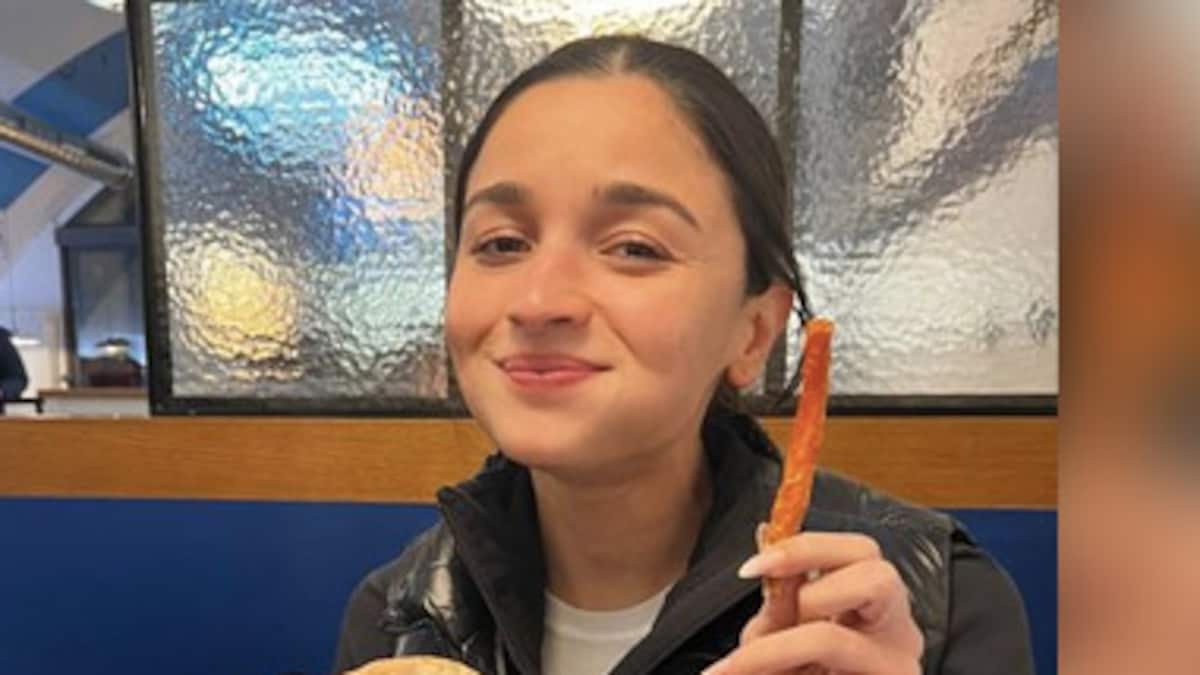Alia Bhatt Celebrates Gangubais Box Office Century With Yummy Burger ...