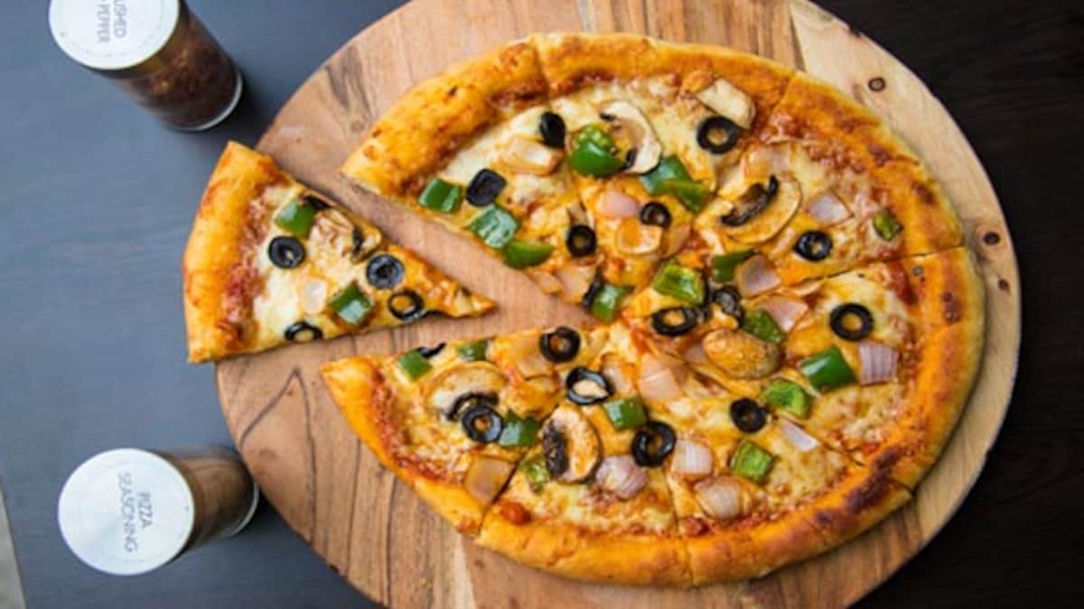 how to cook pizza like a restaurant
