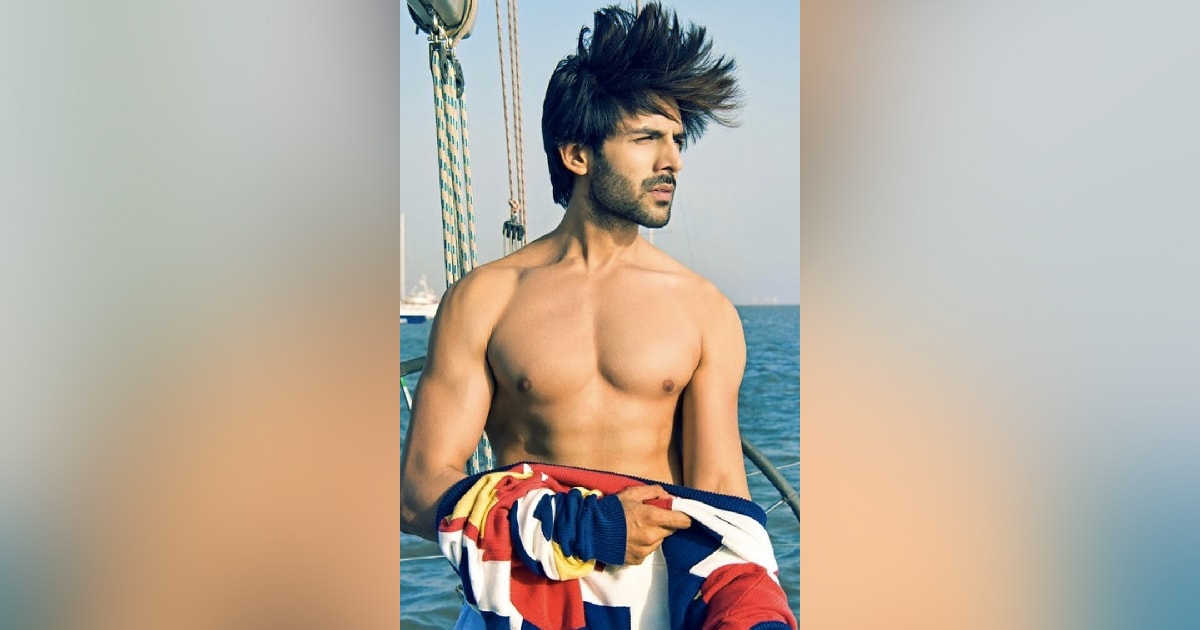 Kartik Aaryan's Best Men's Hairstyles