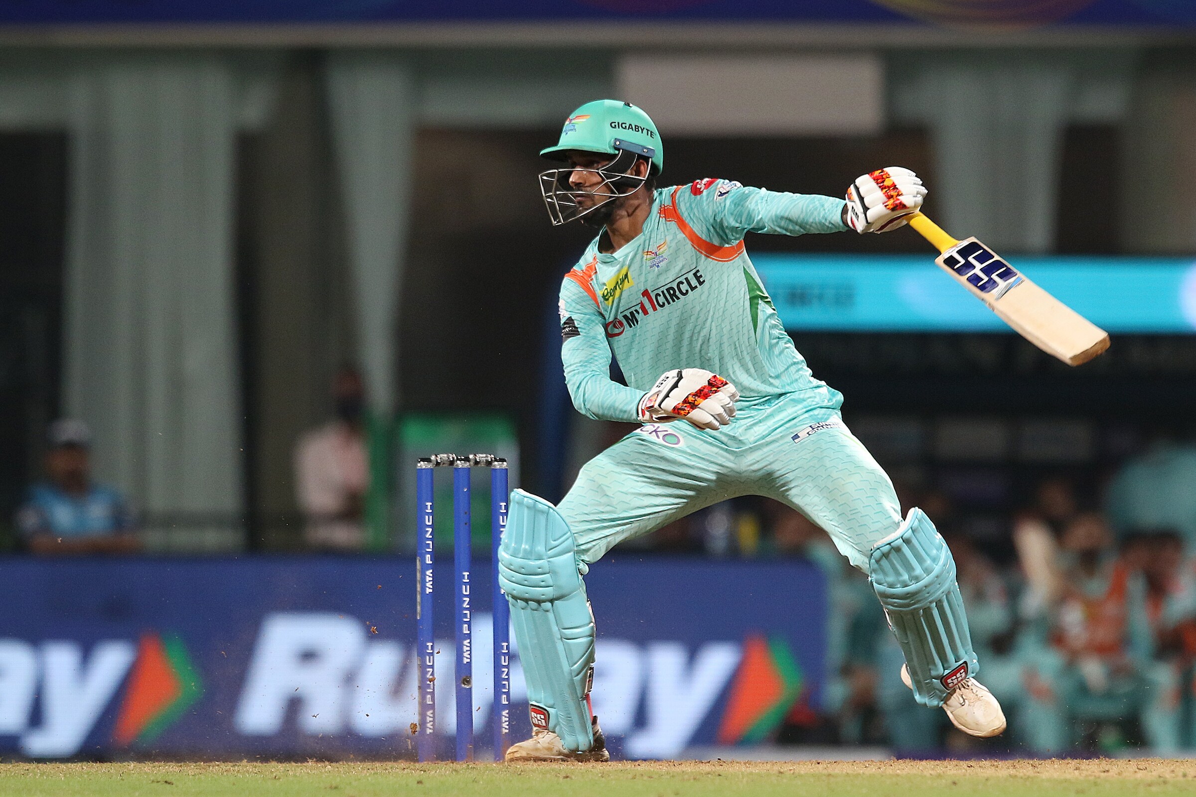 Deepak Hooda Profile - Cricket Player, India | News, Photos, Stats ...