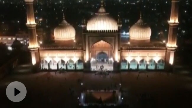 Delhi Police Uses Drones For Security Surveillance In Jama Masjid, Hauz ...