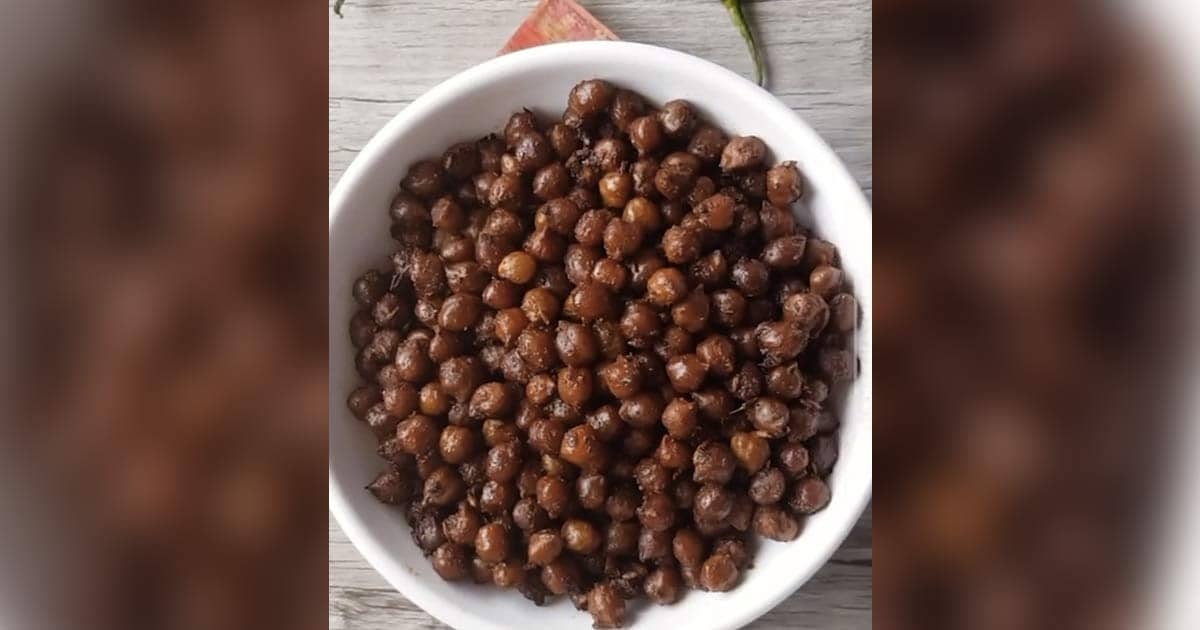 Ashtami-Special: Sukhe Kale Chane Recipe