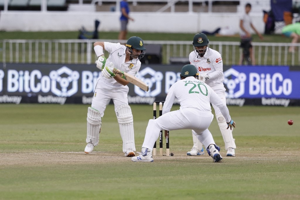 Live Cricket Scores, Highlights, Cricket News, Results, Stats, Cricket ...