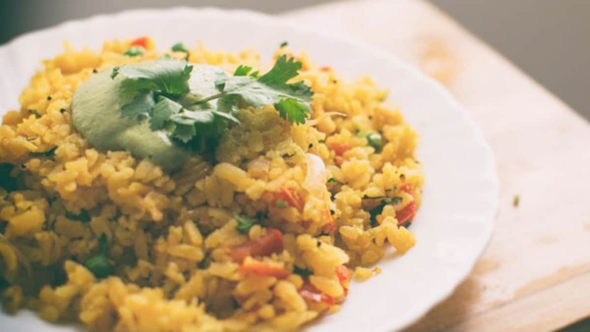 Cooking Tips: 4 Easy Tips To Make Maharashtrian Kanda Poha Perfectly ...