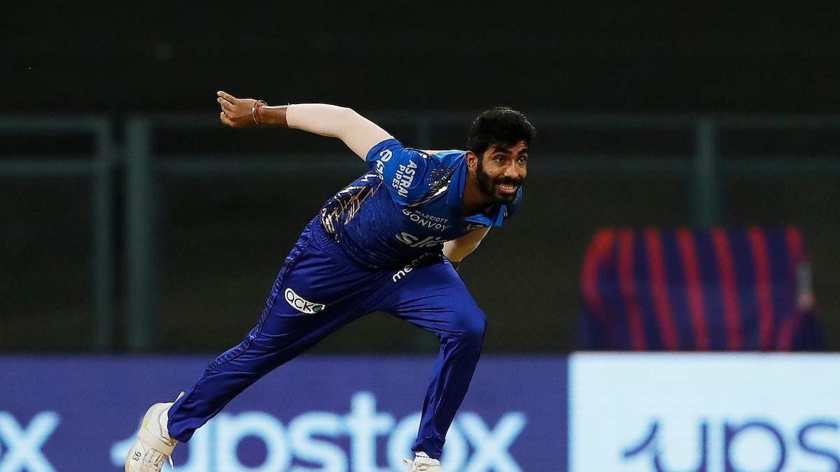 MI vs SRH, Indian Premier League 2022 - Jasprit Bumrah Becomes First Indian Pacer To Reach This ...