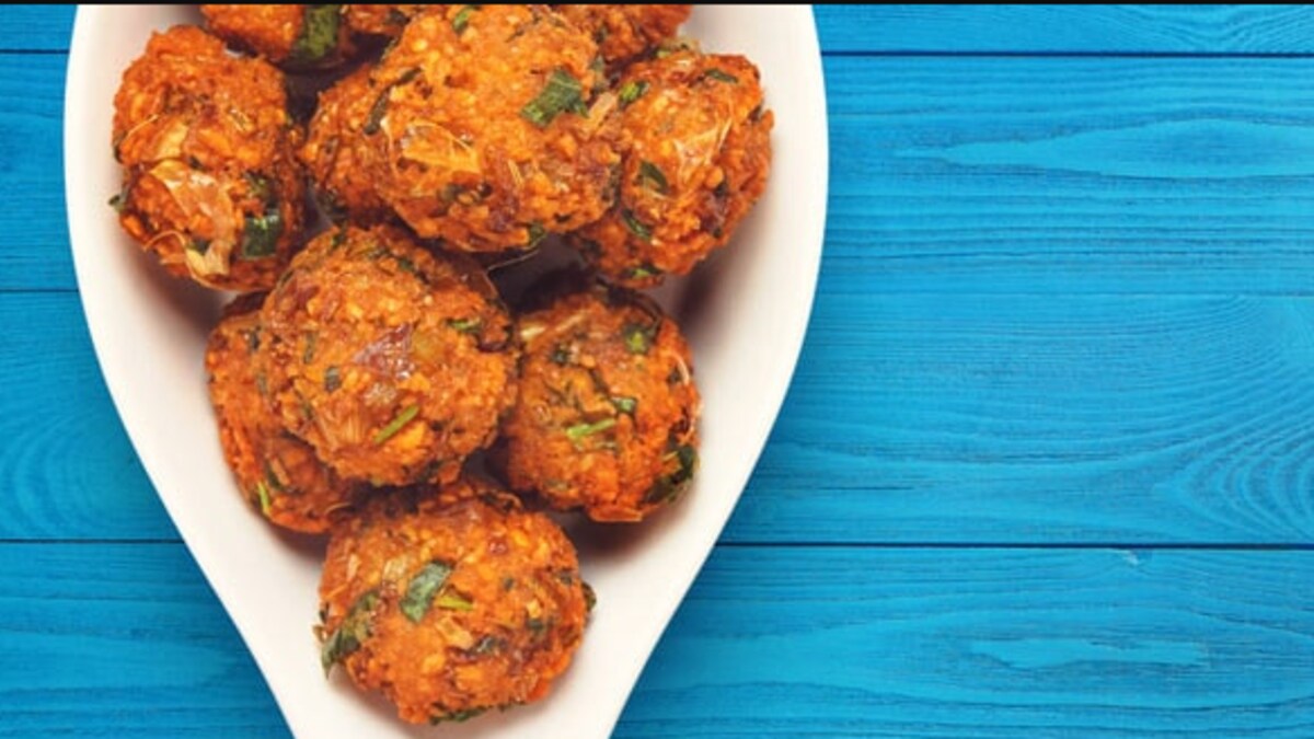 Monsoon Special 7 Vada Recipes To Enjoy With Your Evening Tea This