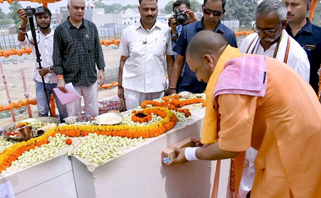 Yogi Adityanath Places First Stone At Ayodhya Ram Temple's Sanctum ...