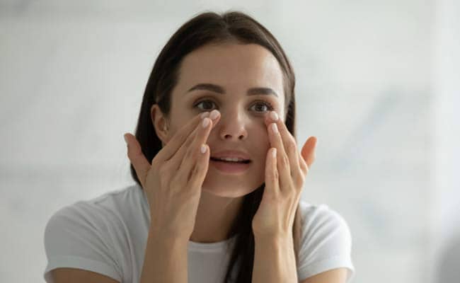 Here Are Basic Skincare Products You Must Use Daily & Why