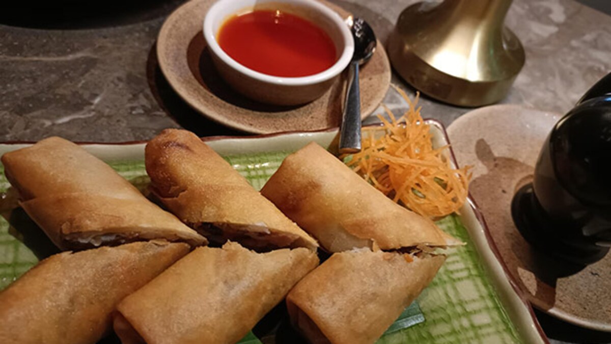 Crispy Spring Rolls: इन 3 टिप्स की मदद से घर पर बनाए रेस्टोरेंट जैसा ...