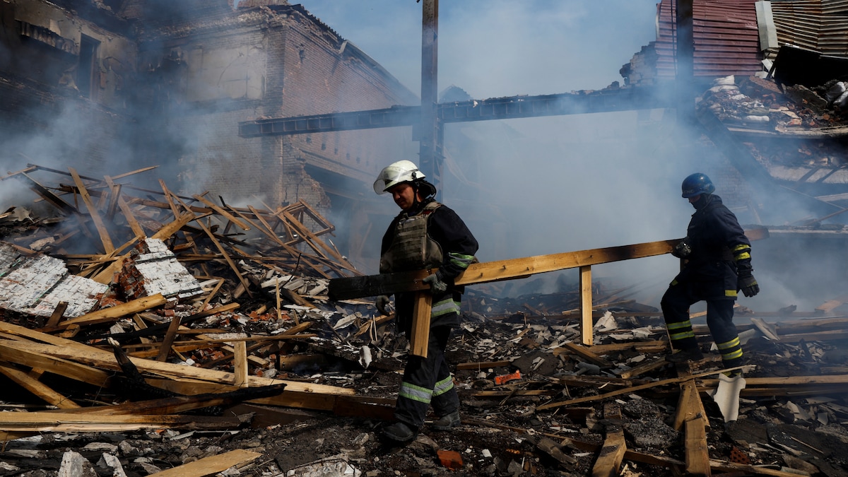 Shellfire At Zaporizhzhia Plant In Ukraine Raises Fears Of Major Disaster