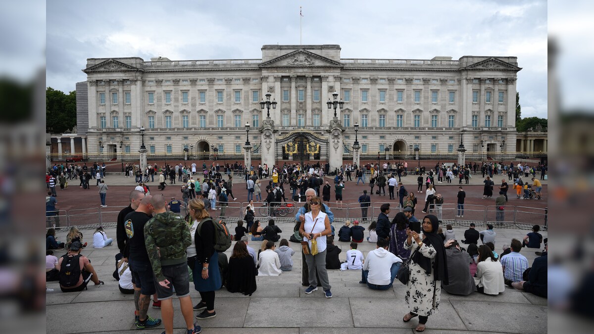 Crowds Gather Outside Buckingham Palace As Royals Arrive In Balmoral