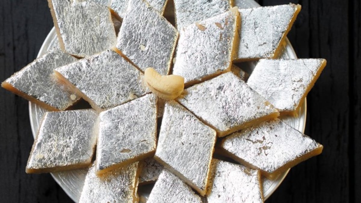 Navratri Bhog Recipes: नवरात्रि में जरूर लगाएं इन 5 मिठाइयों का भोग ...