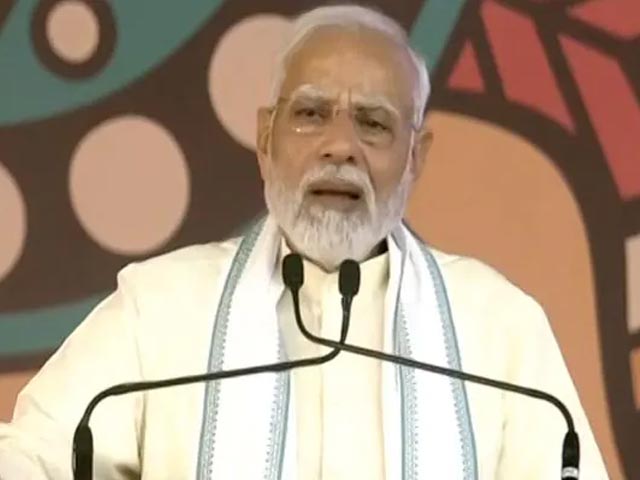Video: "I'm Distressed" - PM Gets Emotional As He Mentions Gujarat Tragedy